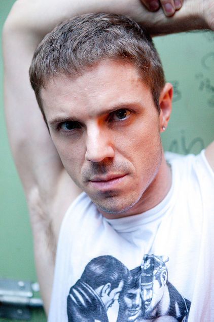 OMG, his AMAZING butt: Jake Shears - OMG.BLOG