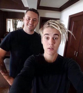 OMG, this Monday is brought to you by Justin Beiber's new turd braids ...