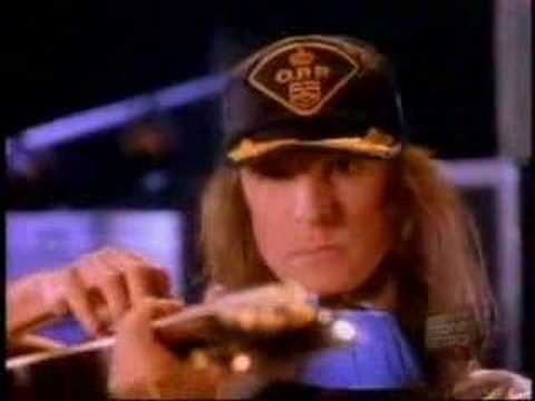 OMG, watch your back under those 'Patio Lanterns' - OMG.BLOG