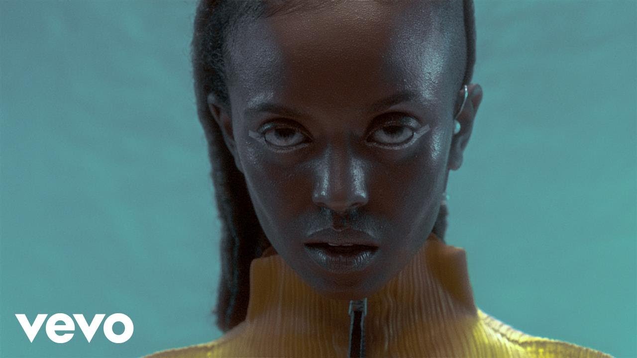 OMG, LISTEN TO THIS: Kelela shares new video for 'BLUE LIGHT' - OMG.BLOG