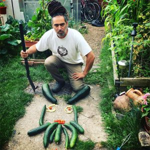 OMG, how savage: Vegan hunting photos - OMG.BLOG
