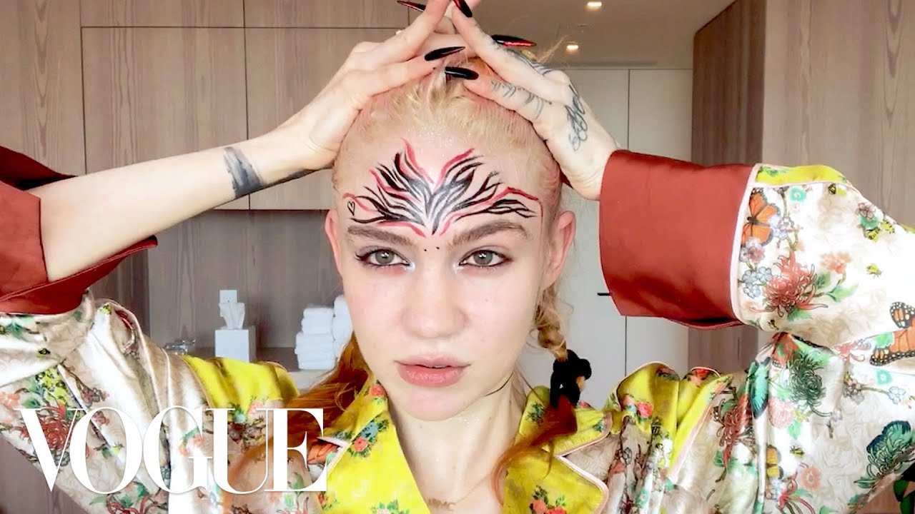 OMG, WATCH: Grimes’s pregnancy skincare & psychedelic makeup routine ...
