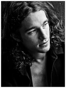 OMG, he's naked: Actor Joseph Olivennes goes full-frontal in short ...