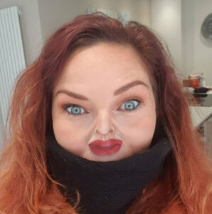 OMG, it's called FASHUN, look it up! The 'Tiny Face' Makeup Challenge ...