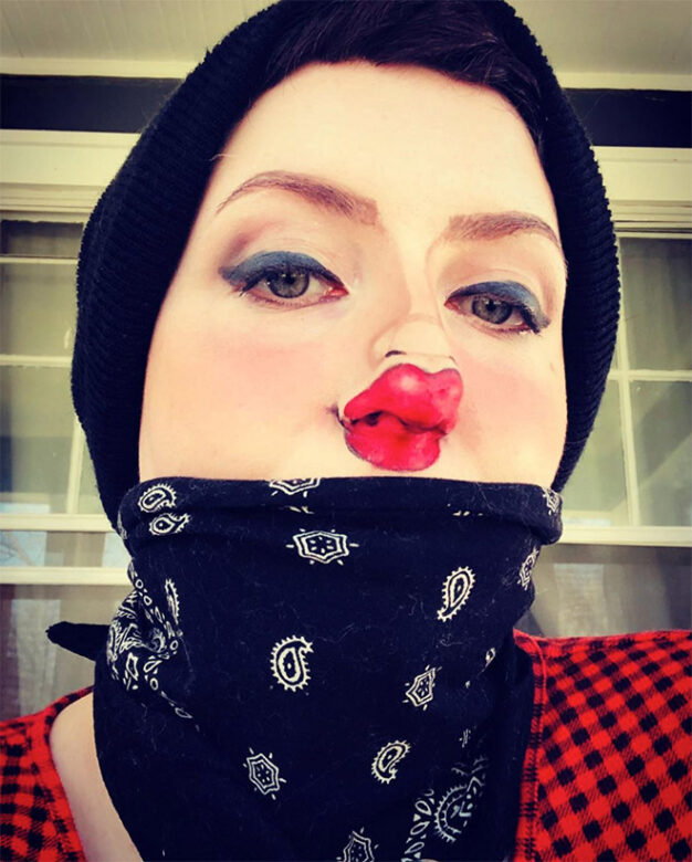 OMG, it's called FASHUN, look it up! The 'Tiny Face' Makeup Challenge ...