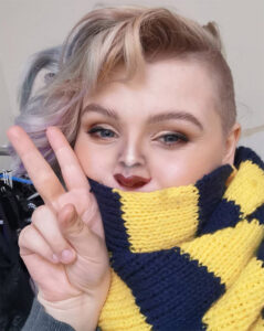 OMG, it's called FASHUN, look it up! The 'Tiny Face' Makeup Challenge ...