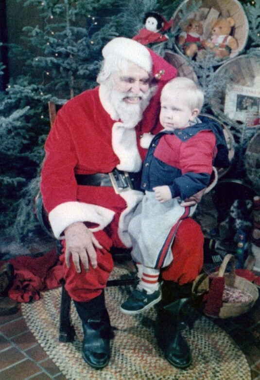 OMG, creepy Santas that will haunt your nightmares! - OMG.BLOG