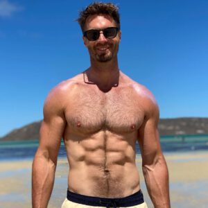 OMG, forget America's newly gay 'Bachelor'! We want Marc Buckner from ...