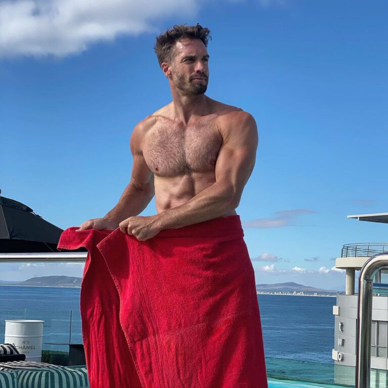 OMG, forget America's newly gay 'Bachelor'! We want Marc Buckner from ...