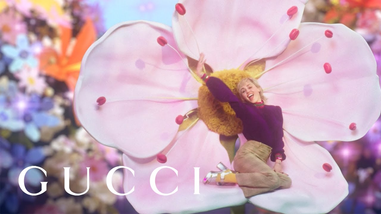 OMG, Miley Cyrus is feeling her flora fantasy in GUCCI's new fragrance ...