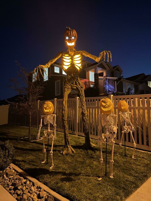 OMG, here are some of the most chilling Halloween decorating jobs you ...