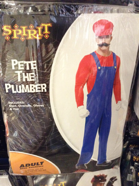 OMG, these knockoff FAKE Halloween costumes are absolutely terrible ...