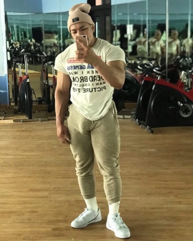 OMG, excuse! MMA Fighter Furious Fauz is hiding an ANACONDA and a BAKED ...