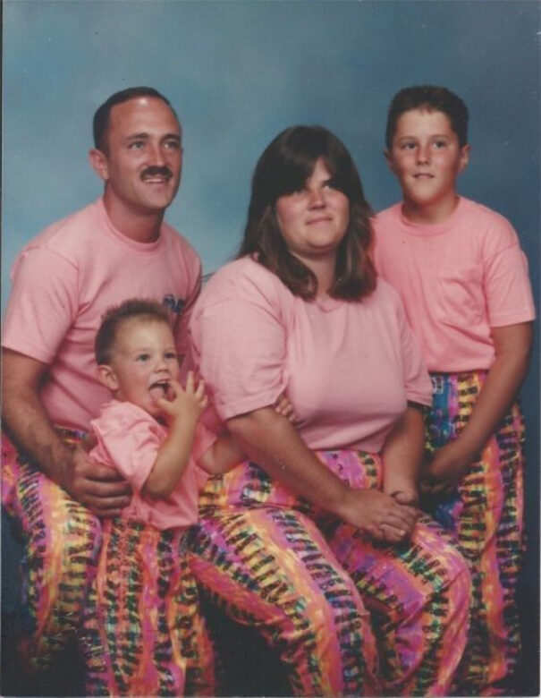 OMG, you think your Thanksgiving family gatherings are strange? Check ...