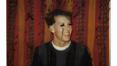 OMG, his butt: 'The Flash' and 'Glee' star Grant Gustin - OMG.BLOG