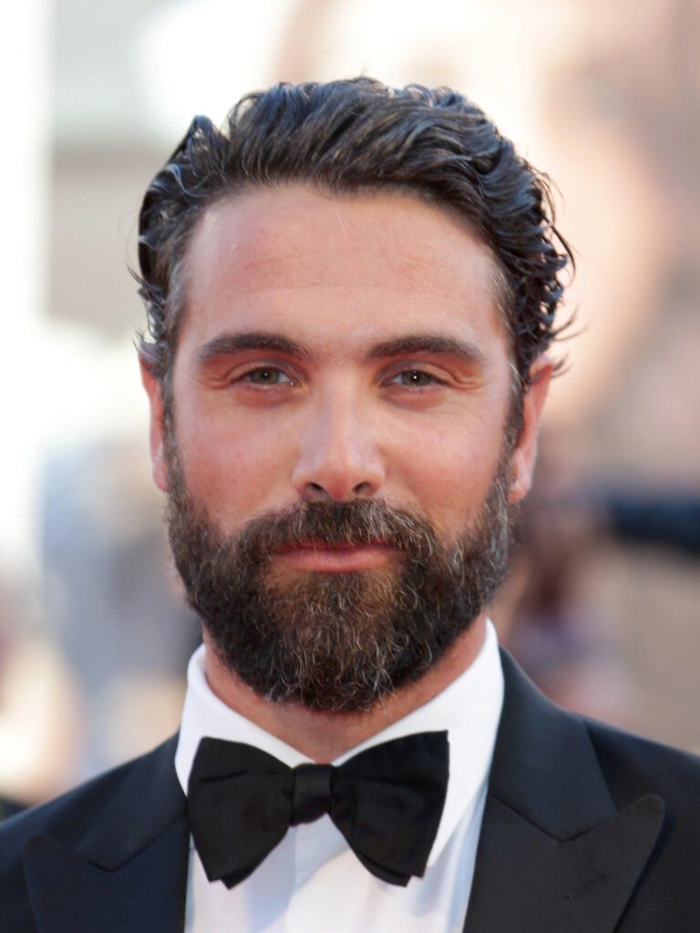 OMG, happy Monday! Italian actor Luca Calvani and his partner ...