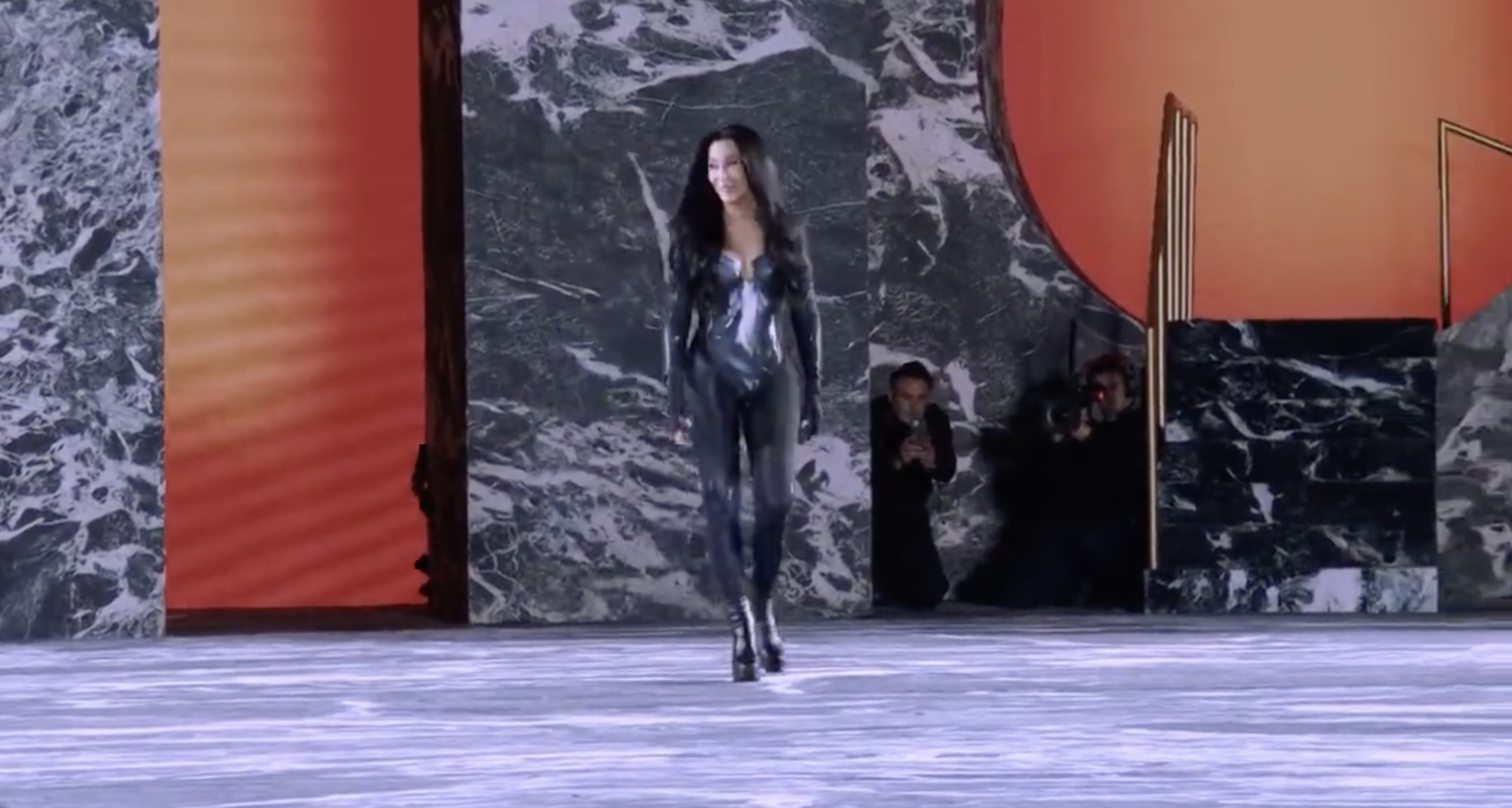 OMG, WATCH: Cher stunts the Paris Fashion Week 2022 Balmain show finale ...