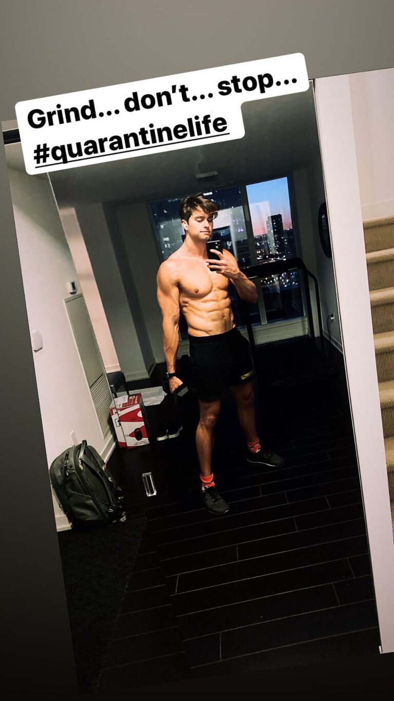 OMG, he's shirtless: Pierson Fodé - OMG.BLOG
