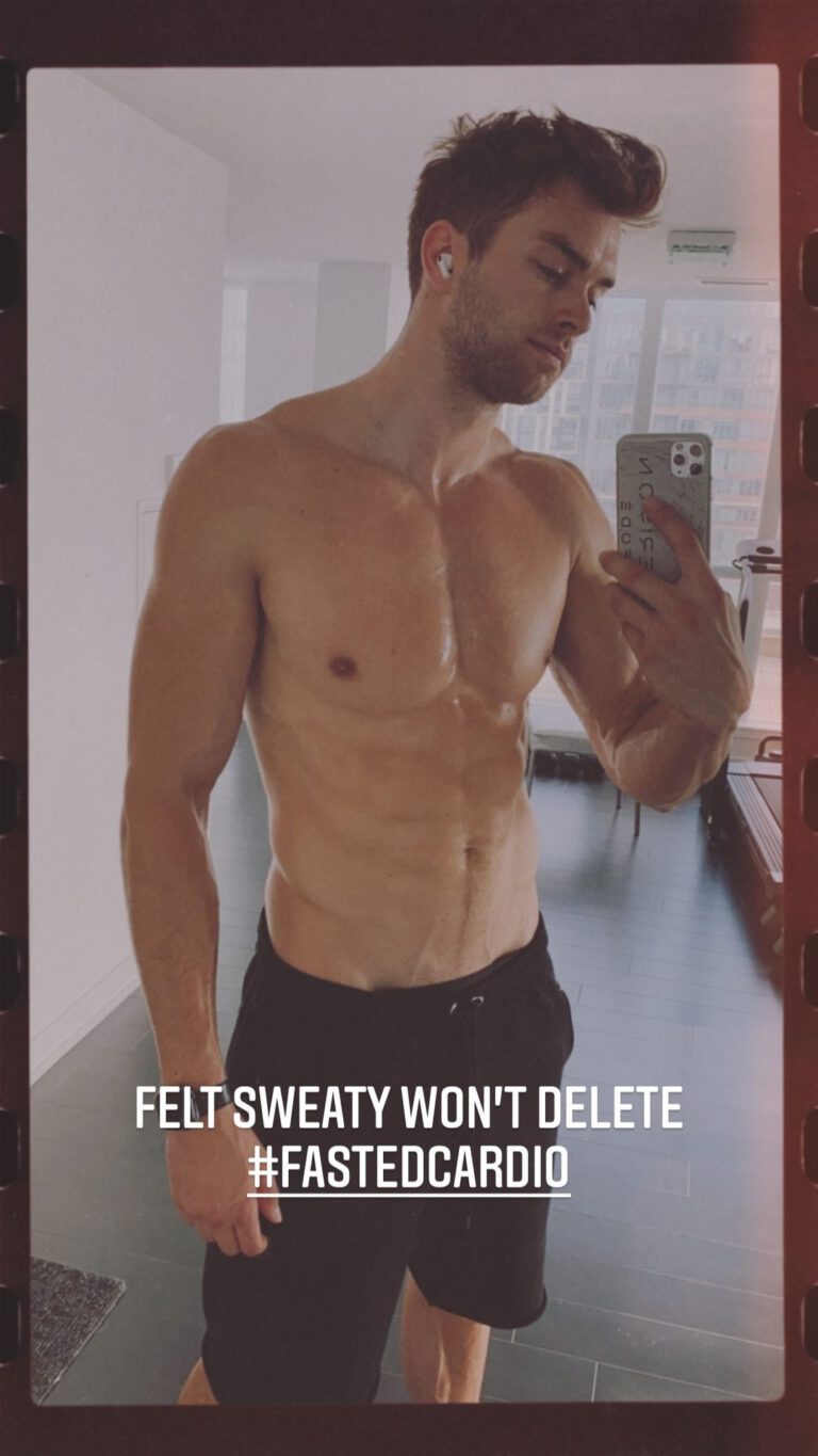 OMG, he's shirtless: Pierson Fodé - OMG.BLOG