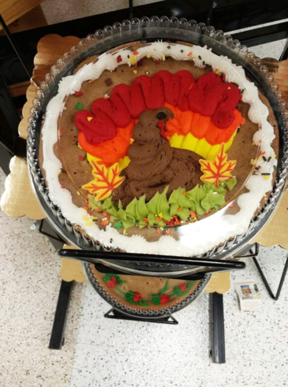 OMG, the WORST Thanksgiving cake FAILS are here and they're enough to ...
