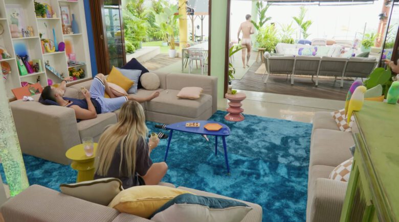 OMG, his butt: Tom Tuck from MTV's Aussie Shore - OMG.BLOG