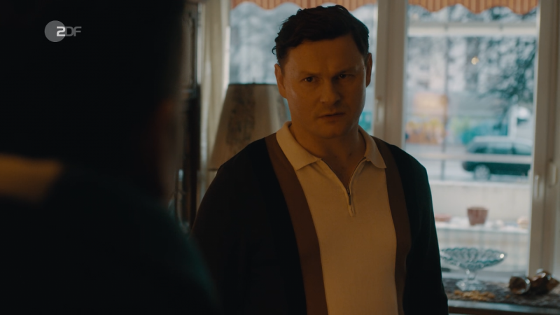 OMG, he's naked: German actor Shenja Lacher goes full-frontal and rear ...